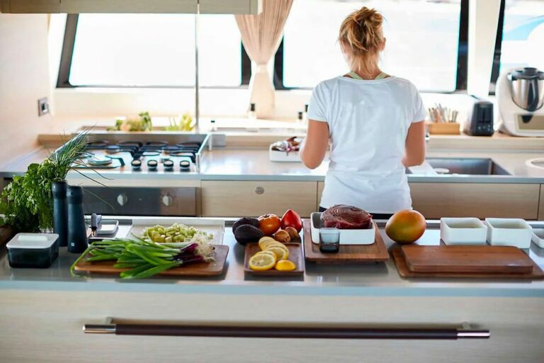 5 Easy recipes to cook on board - Blog GlobeSailor EN